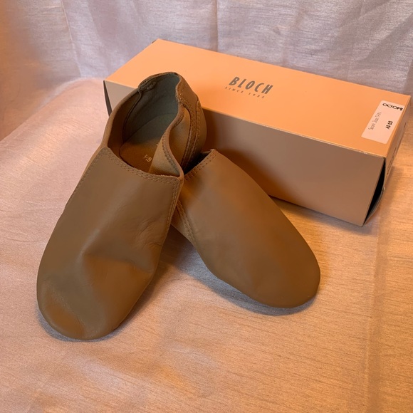 Bloch | Shoes | Bloch Ladies Spark Jazz Shoes Tan | Poshmark